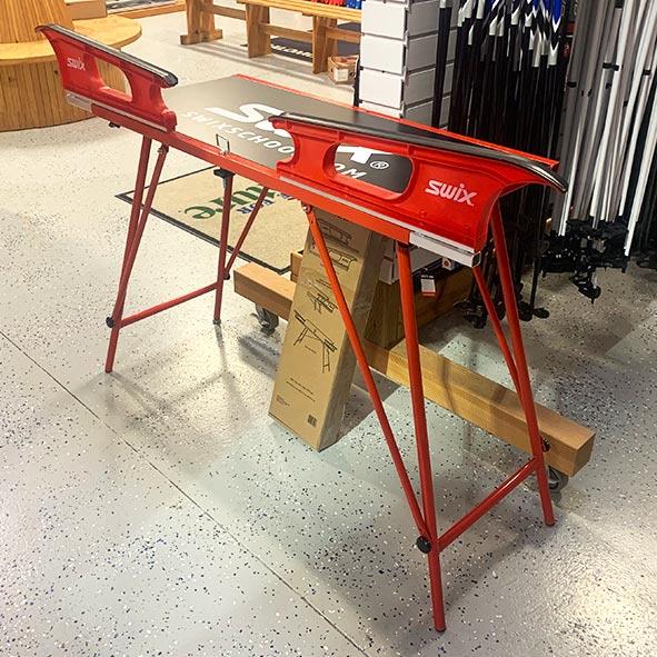 Swix Waxing Table (Compact Economy T754) – ebsadventure